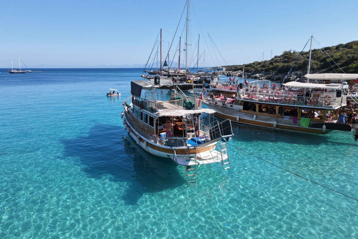 Bodrum: Orak Island Boat Trip with Lunch & Optional Transfer in Bodrum