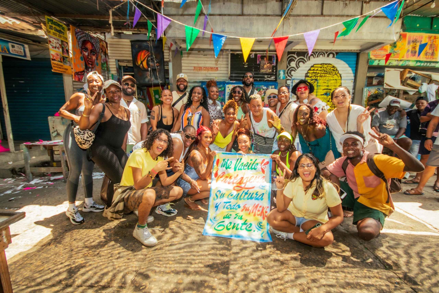 Cartagena: Beyond the Bazurto Market Guided Tour with Lunch in Colombia