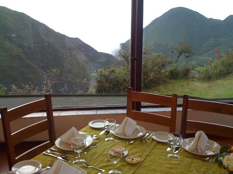 El Crater Restaurant in Ecuador | My Guide Ecuador