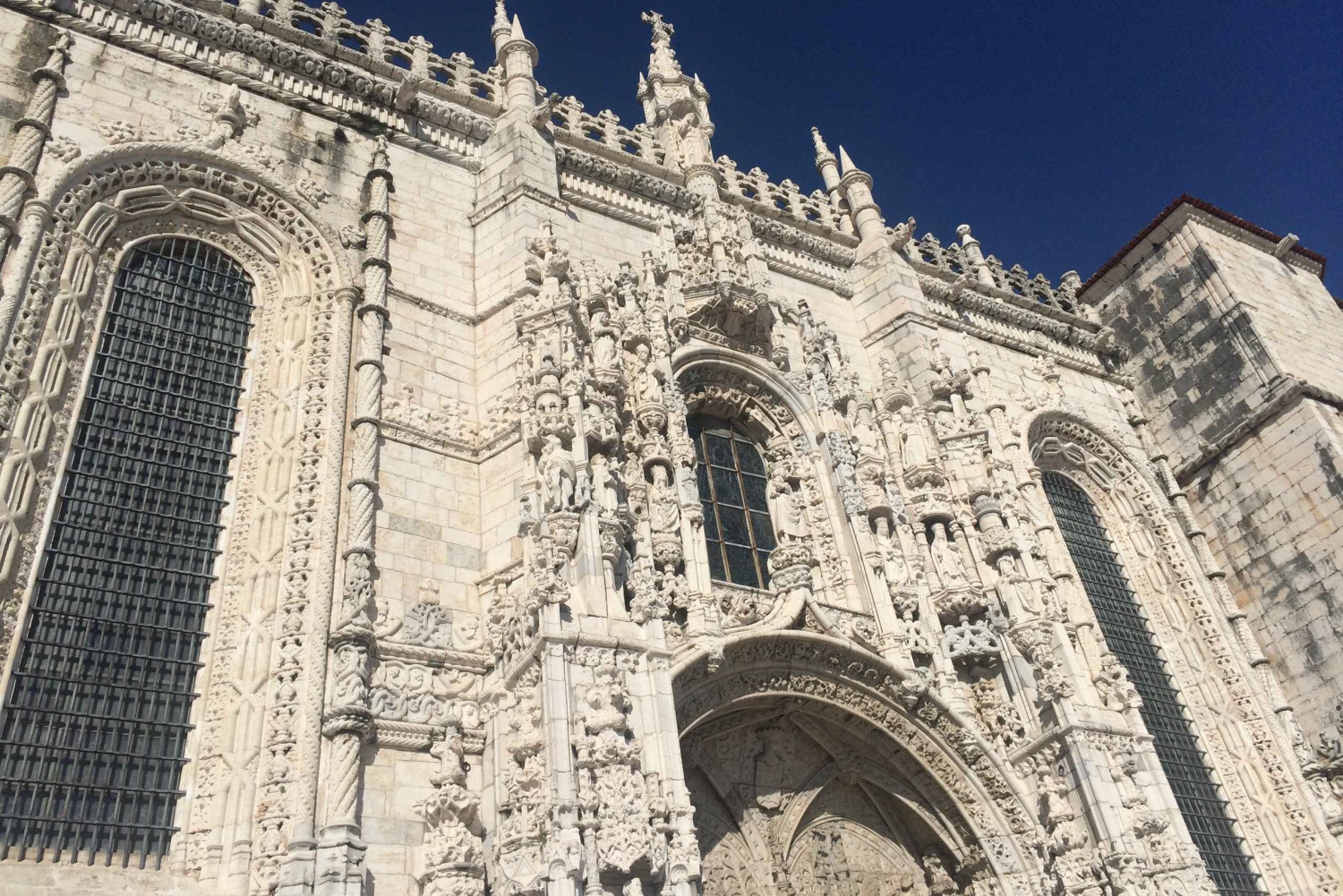 Lisbon: Design Your Guided Tour in Lisbon