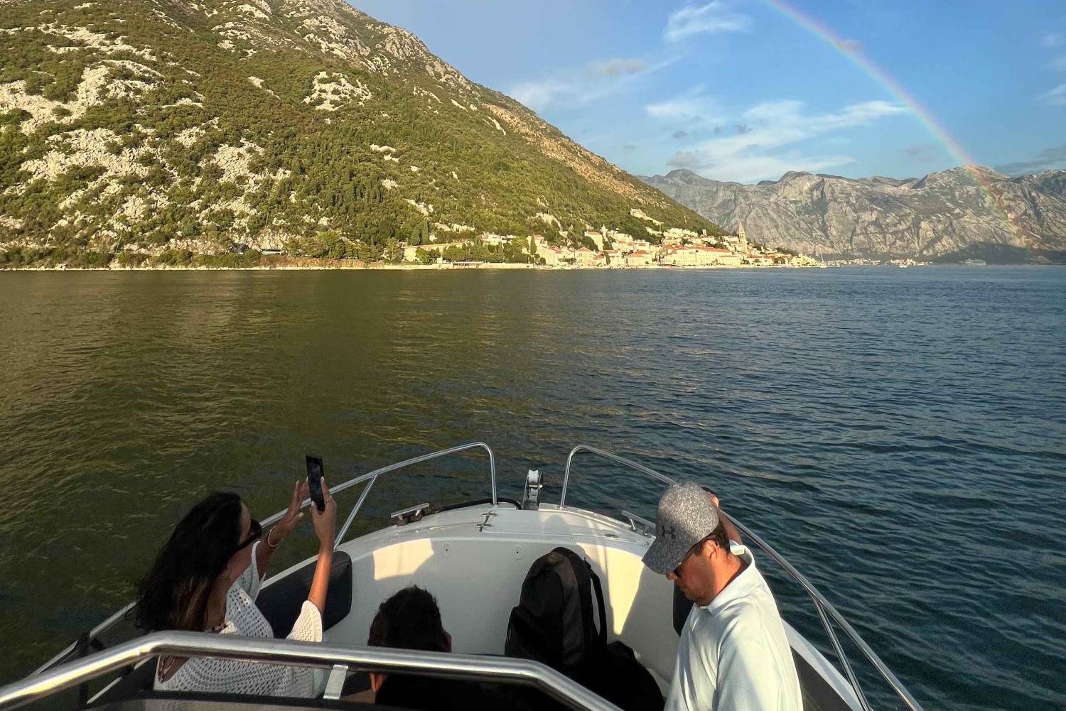 Boka Bay: Lady of The Rocks & Old Town Perast Sunset Tour in Montenegro