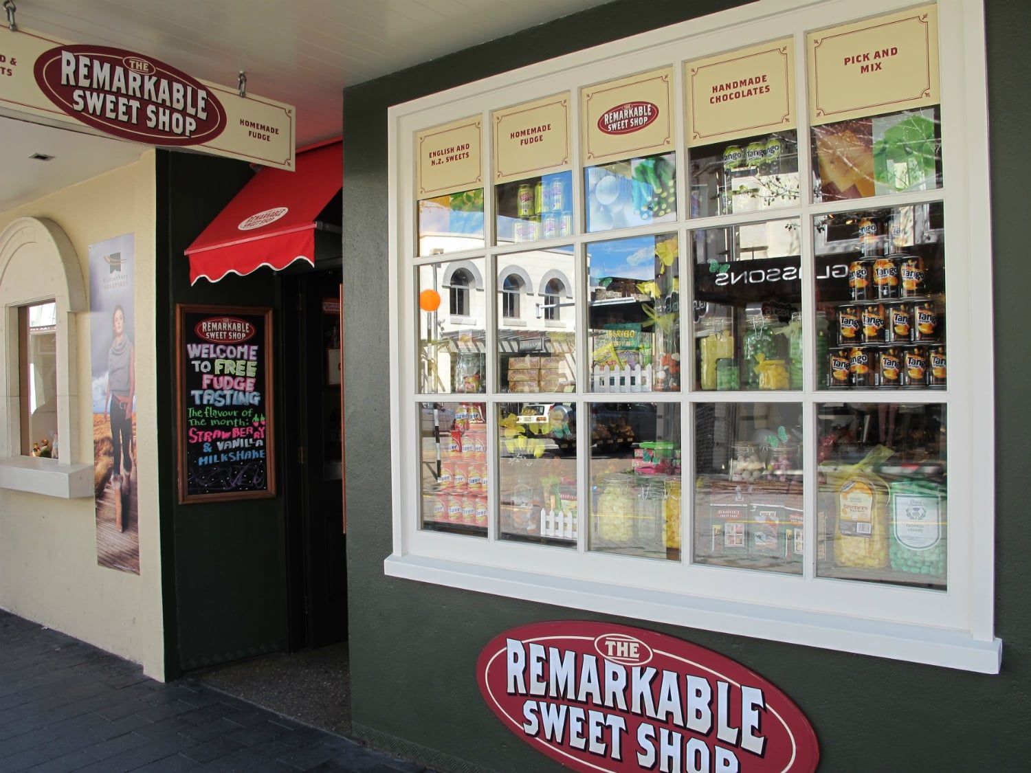 Remarkable Sweet Shop in Queenstown | My Guide Queenstown
