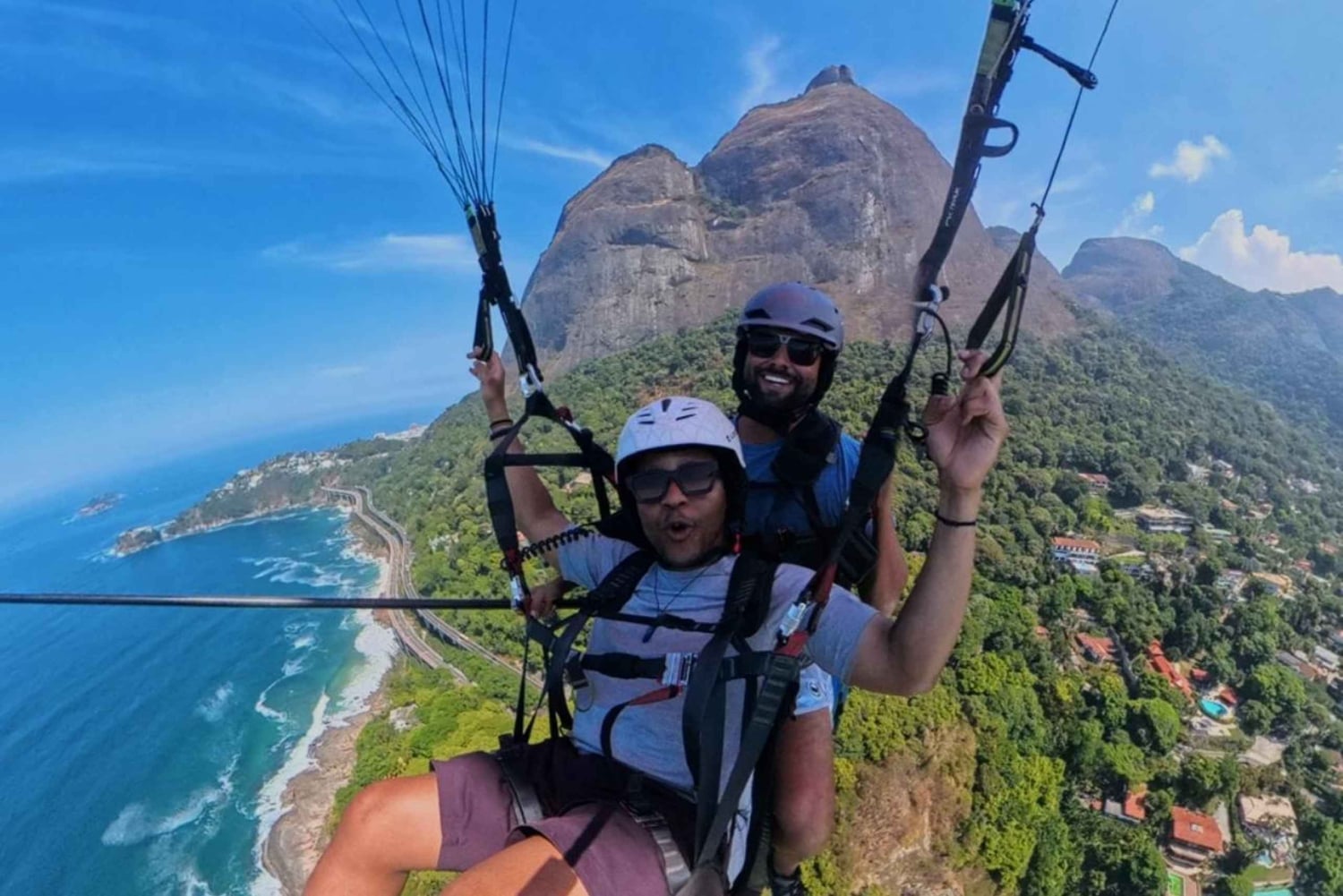 Rio de Janeiro: paragliding in Rio de Janeiro