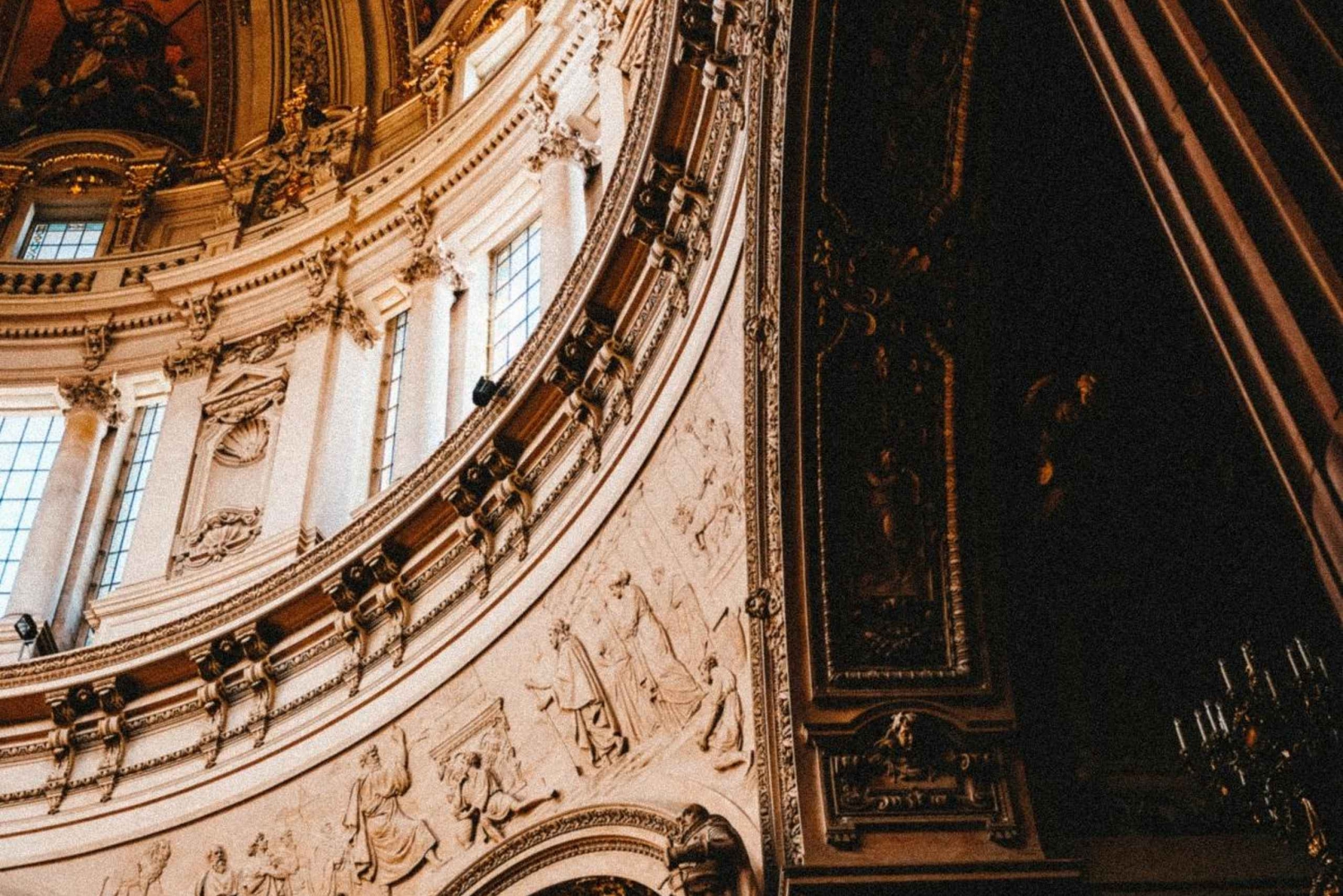 Pantheon Fast Track Ticket Entrance with App/Based Guide in Rome