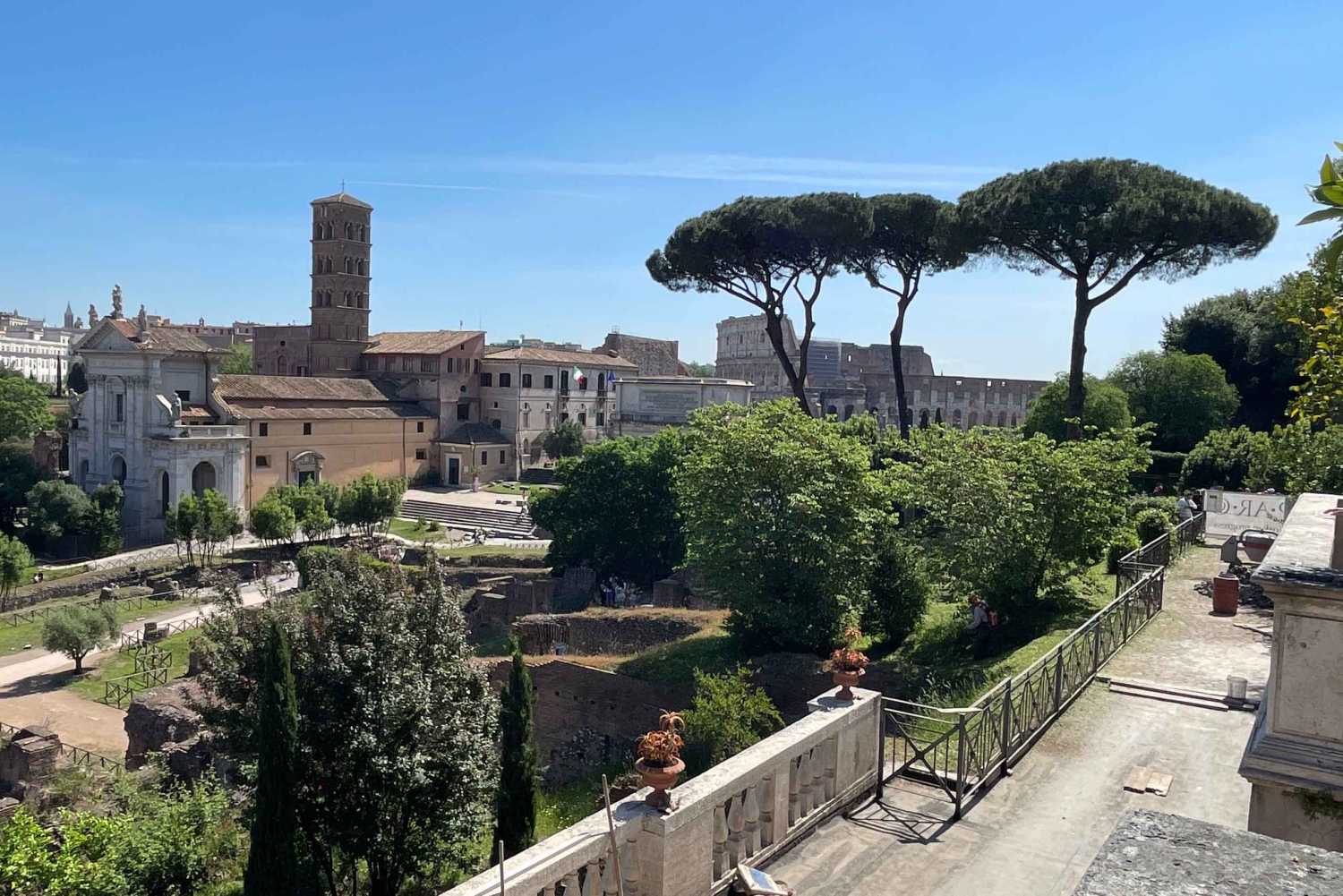 Rome: Colosseum Arena and Roman Forum Tour in Rome