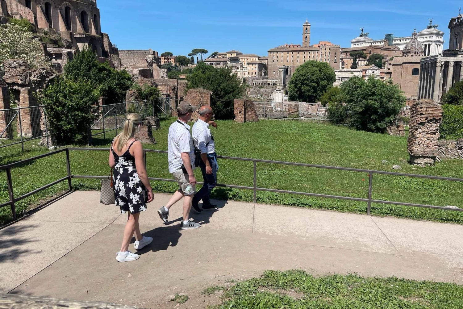 Rome: Colosseum Arena and Roman Forum Tour in Rome