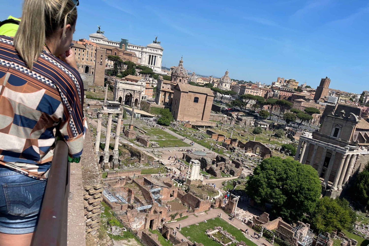 Rome: Colosseum Arena and Roman Forum Tour in Rome
