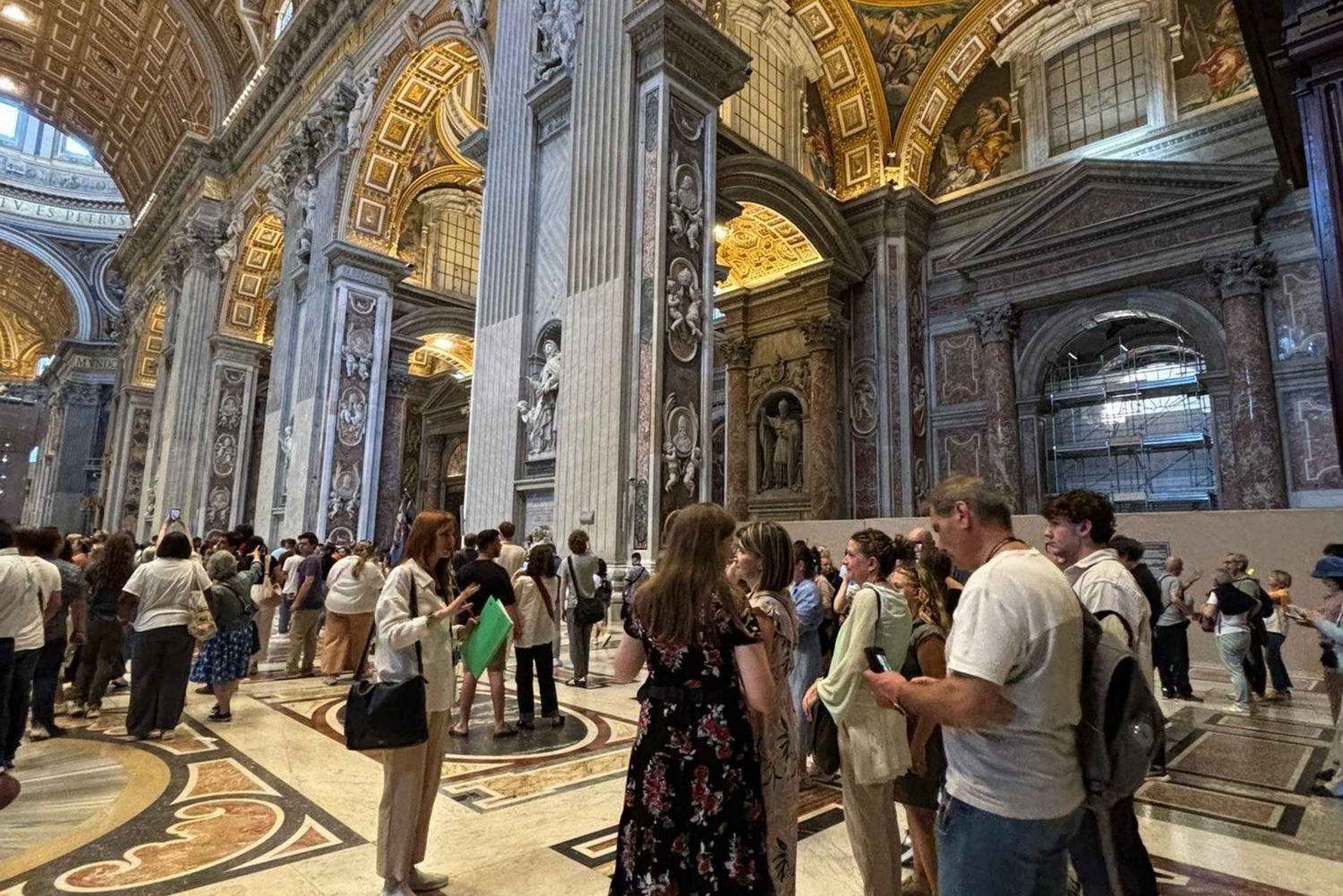 St. Peter's Basilica: Crypts and Dome Guided Tour in Rome