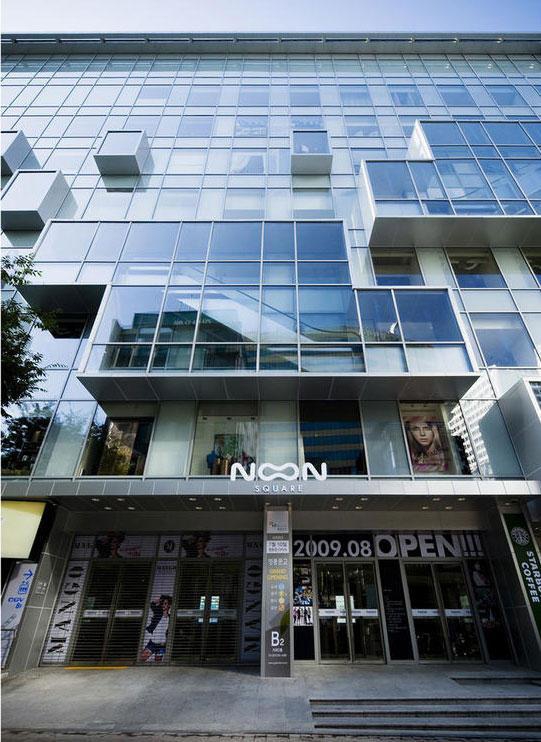 Noon Square in Seoul | My Guide Seoul