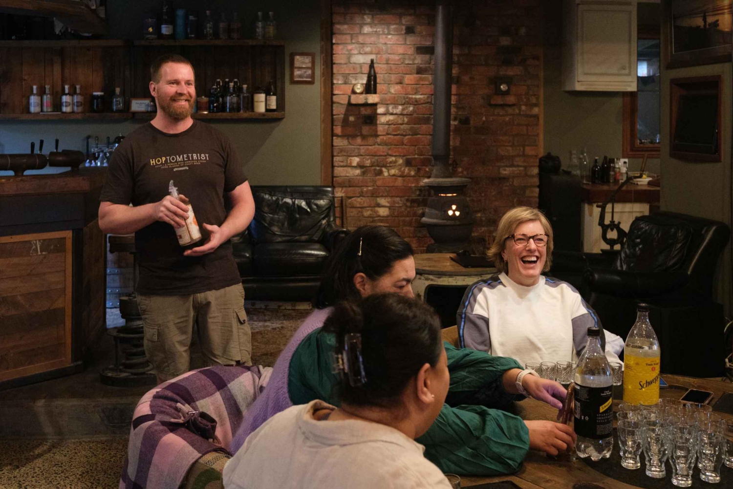 Dunedin: City Sights Tour, Distillery & Lunch all inclusive in Wellington